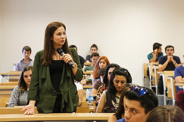 FSMVÜ | Sivil Havacılık Kabin Hizmetleri Programı Oryantasyon FSMVÜ | Sivil Havacılık Kabin Hizmetleri Programı Oryantasyon